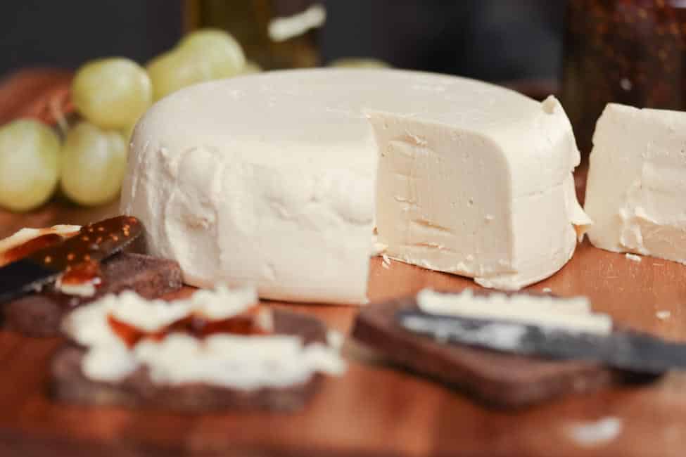 Sea Moss Cashew Cheese Recipe (Melts, Slices, and Spreads!) - Vegan ...